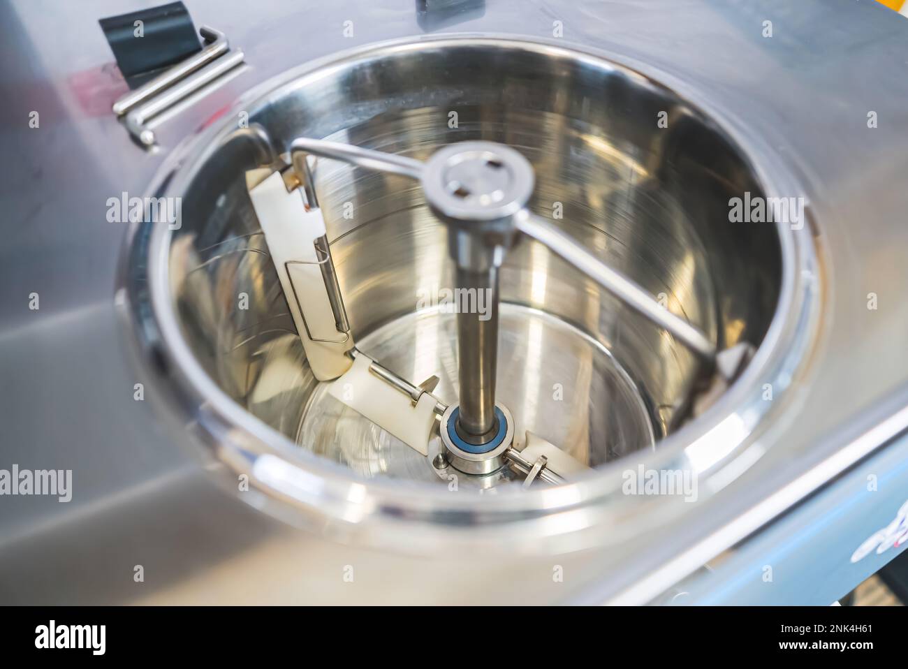 Ice cream pasteurizer batch machine to combine, mix and heat the ...