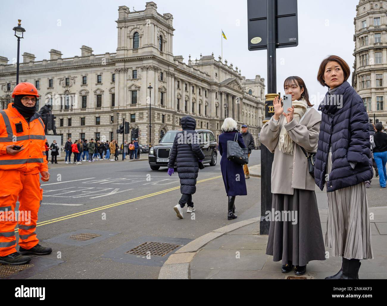 London, England, UK. Asian tourists in Parliament Square Stock Photo ...