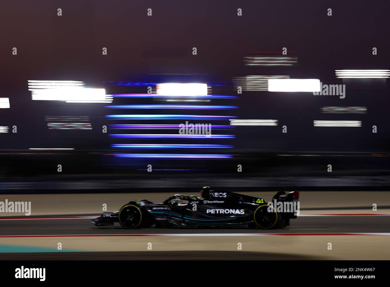 Lewis Hamilton (GBR) Mercedes AMG F1 W14. Formula One Testing, Day One ...