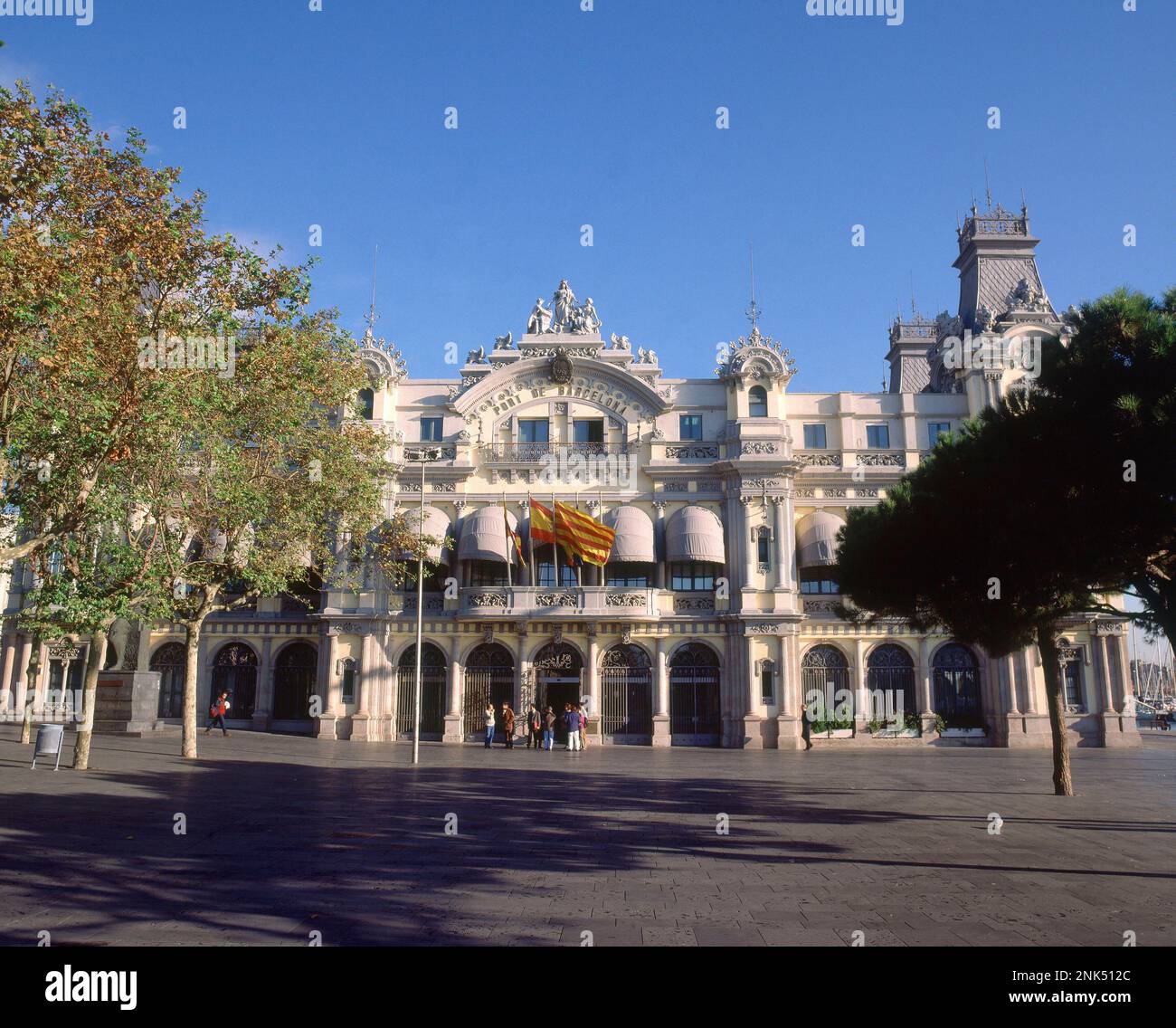 ESTACION MARITIMA DE PASAJEROS - MUNDIAL PALACE LUEGO EN 1920 JUNTA DE ...