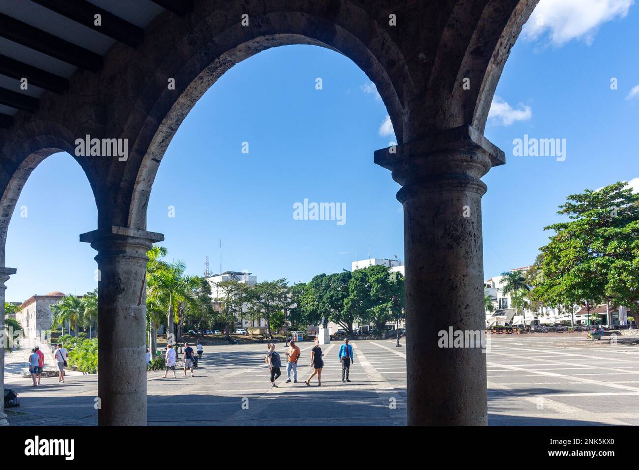 Alcazar de colon museum historic group tour excursion plaza de hi-res stock photography and ...