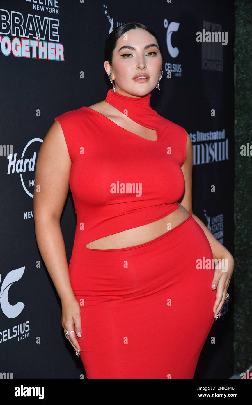 Photo by: NDZ/STAR MAX/IPx 2022 5/19/22 Yumi Nu at the Sports ...