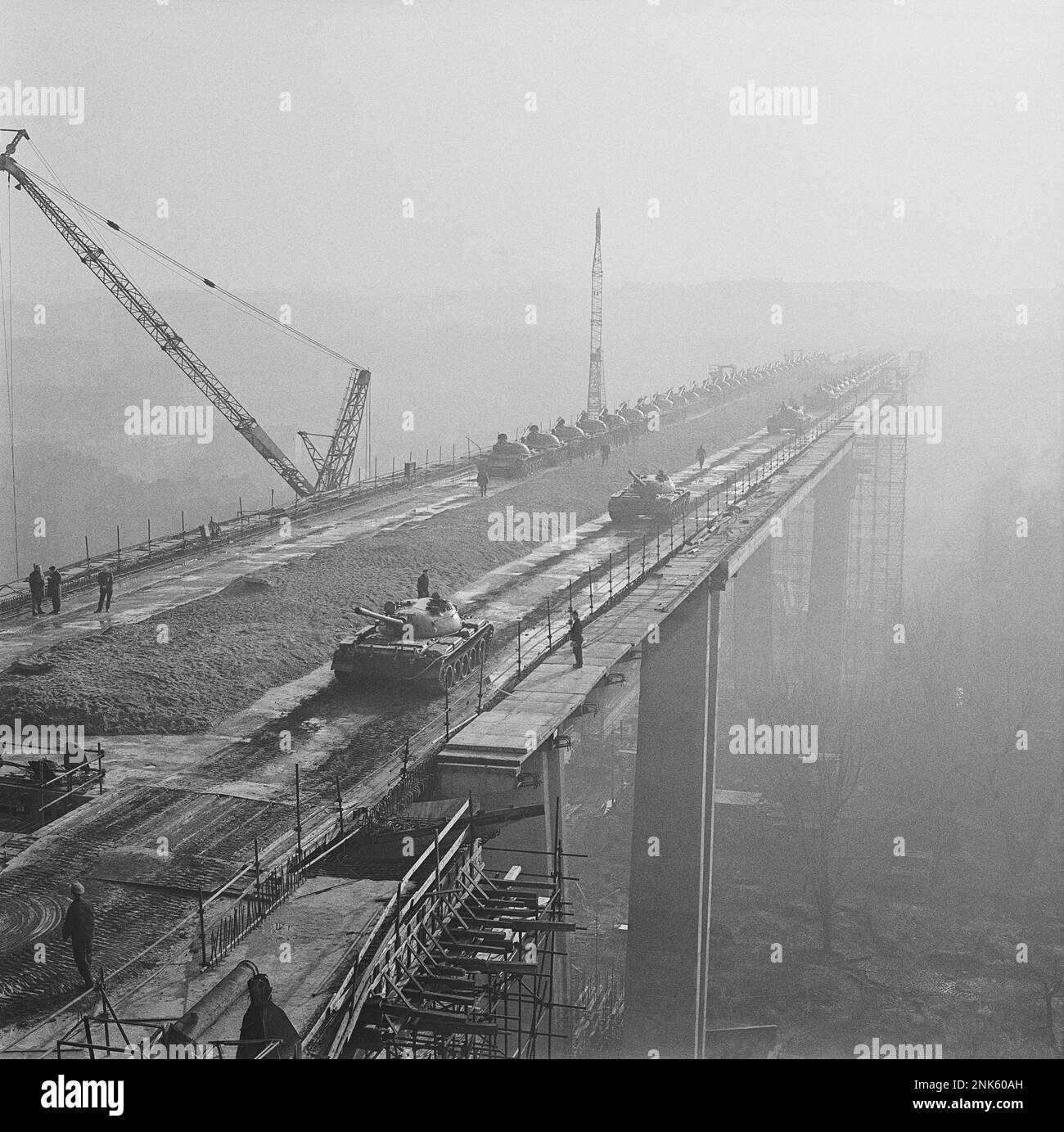 ***NOVEMBER 24, 1970, FILE PHOTO*** Load tests of the Nusel Bridge were ...