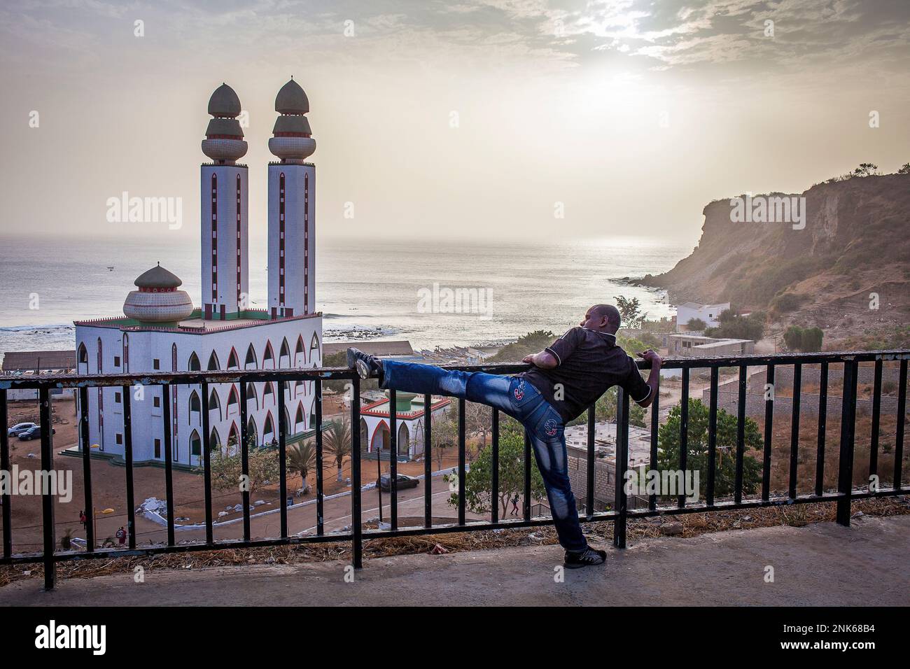 Mosque de la Divinité (Mosque of the Divinity), Dakar, Senegal Stock ...