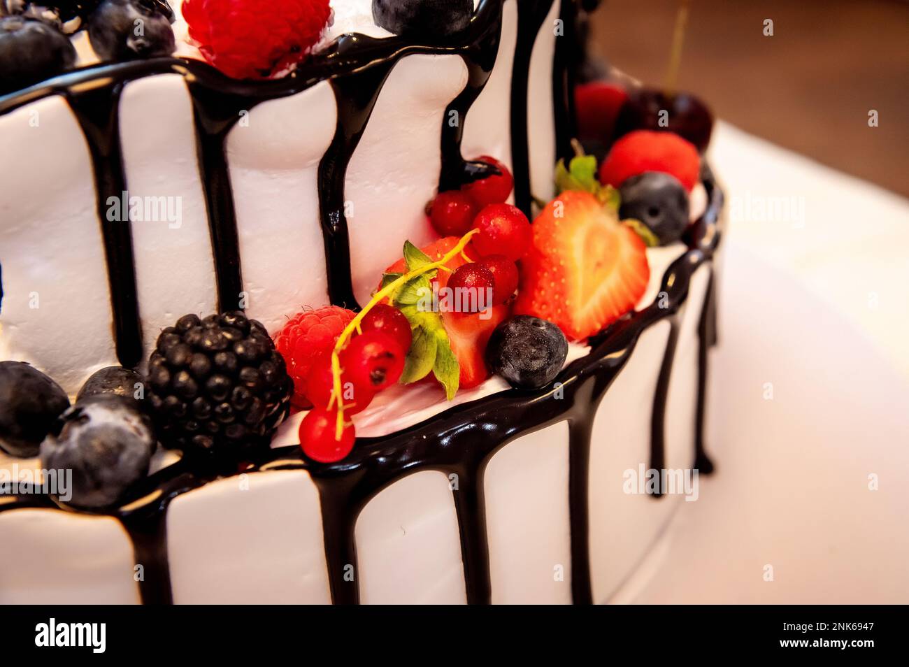 cutting a cake sweets, cake and cookies Stock Photo - Alamy