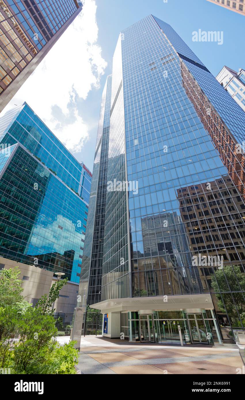 2 pnc plaza hi-res stock photography and images - Alamy