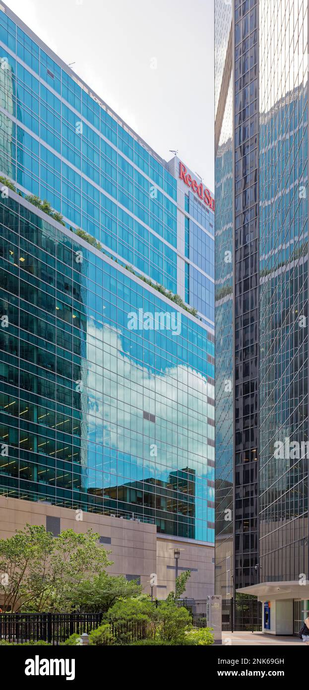 2 pnc plaza hi-res stock photography and images - Alamy