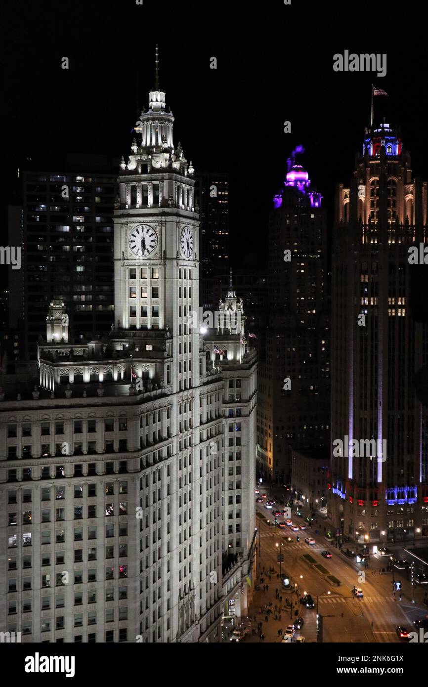 Chicago finance architecture hi-res stock photography and images - Alamy