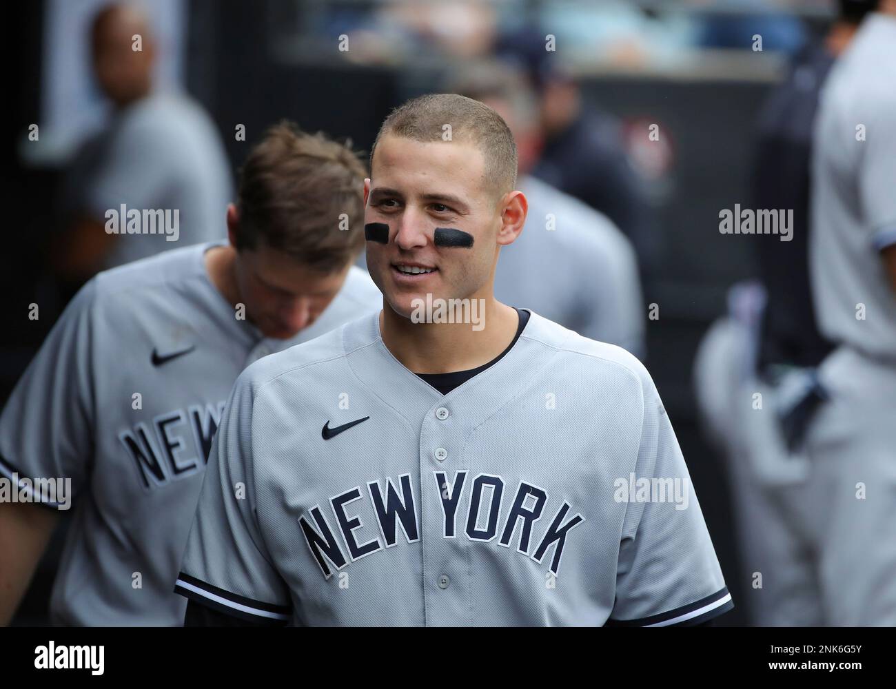 CHICAGO, IL - MAY 15: New York Yankees first baseman Anthony Rizzo (48 ...