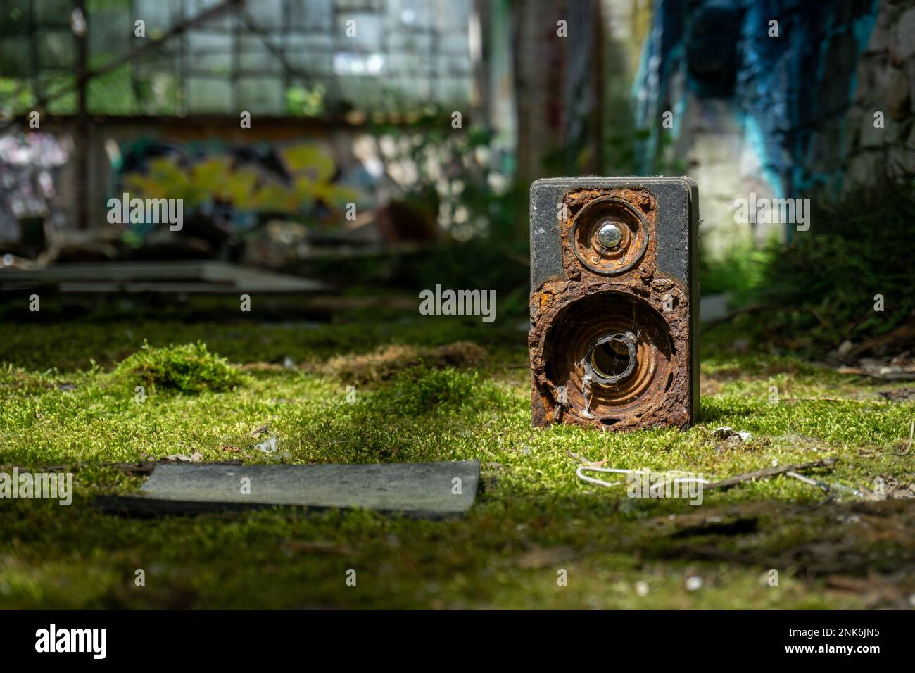 Abandoned factory hall hi-res stock photography and images - Alamy