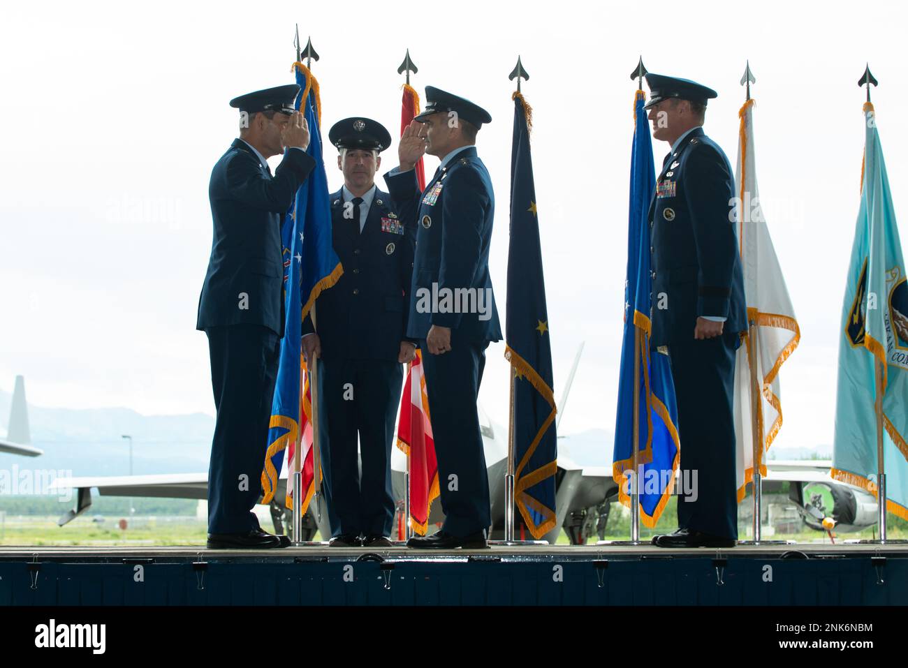 Lt gen davis hi-res stock photography and images - Alamy