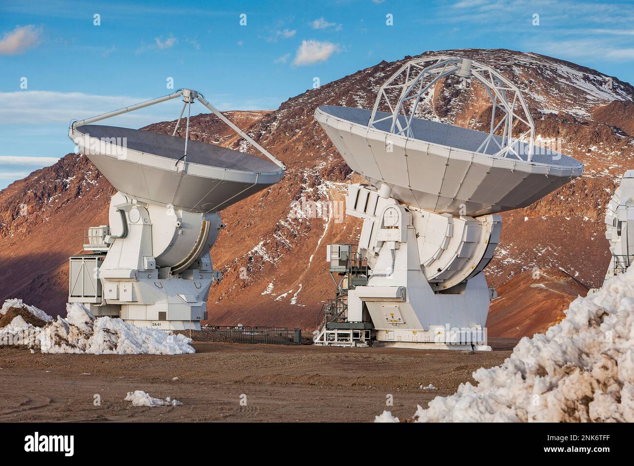 ALMA observatory, Antennas in plain of Chajnantor, 5000 meters of ...