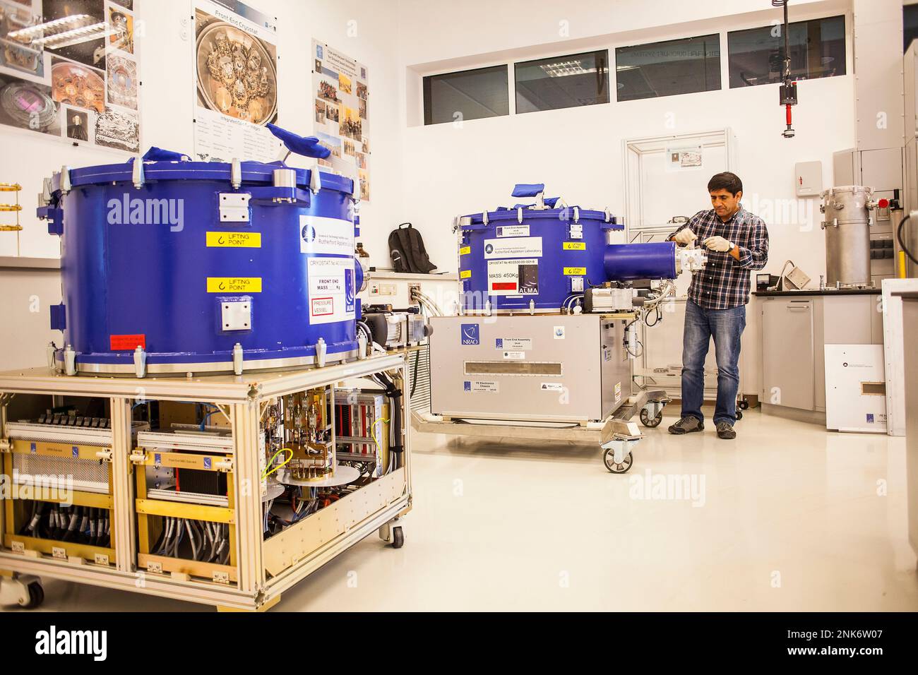 workshop, maintaining the antennas, ALMA observatory, technical ...