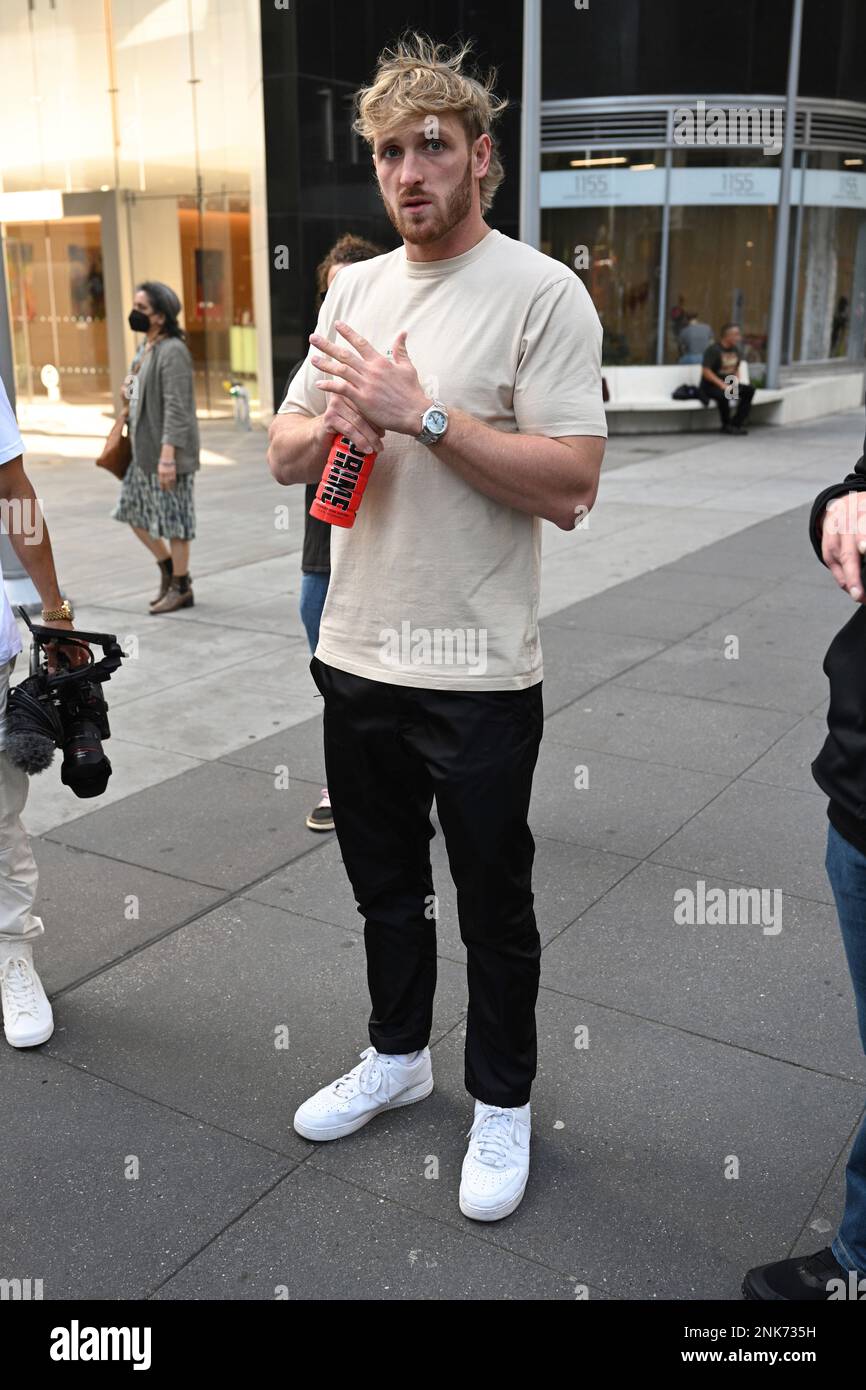 Photo by: NDZ/STAR MAX/IPx 2022 5/12/22 Jake Paul is seen on May 12 ...