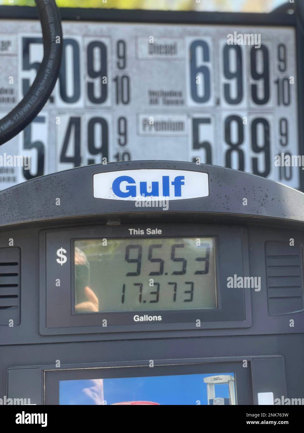 Photo by: STRF/STAR MAX/IPx 2022 5/12/22 Gasoline prices continue to ...