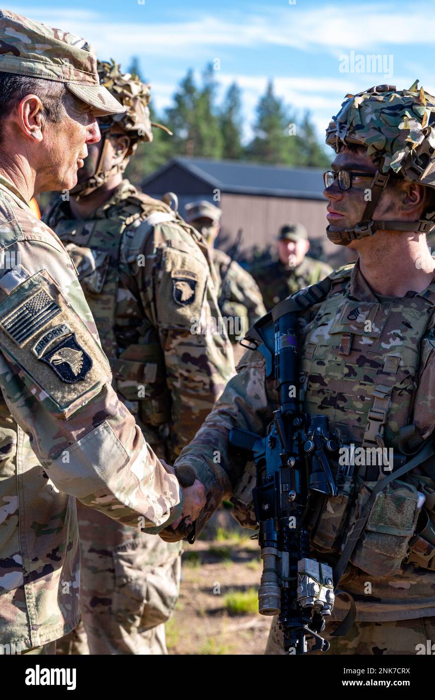 U.S Army Maj. Gen. JP McGee, commanding general, 101st Airborne ...