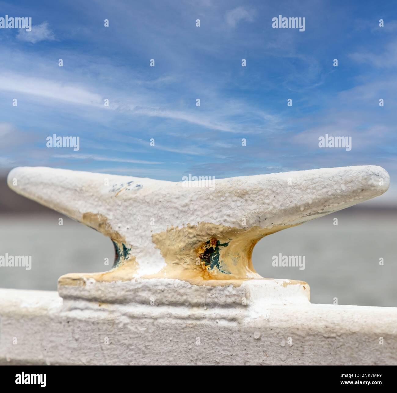 Secures a vessel hi-res stock photography and images - Alamy