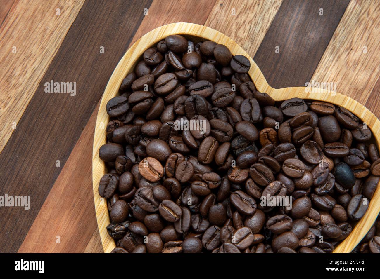 Bean shaped tray hi-res stock photography and images - Alamy