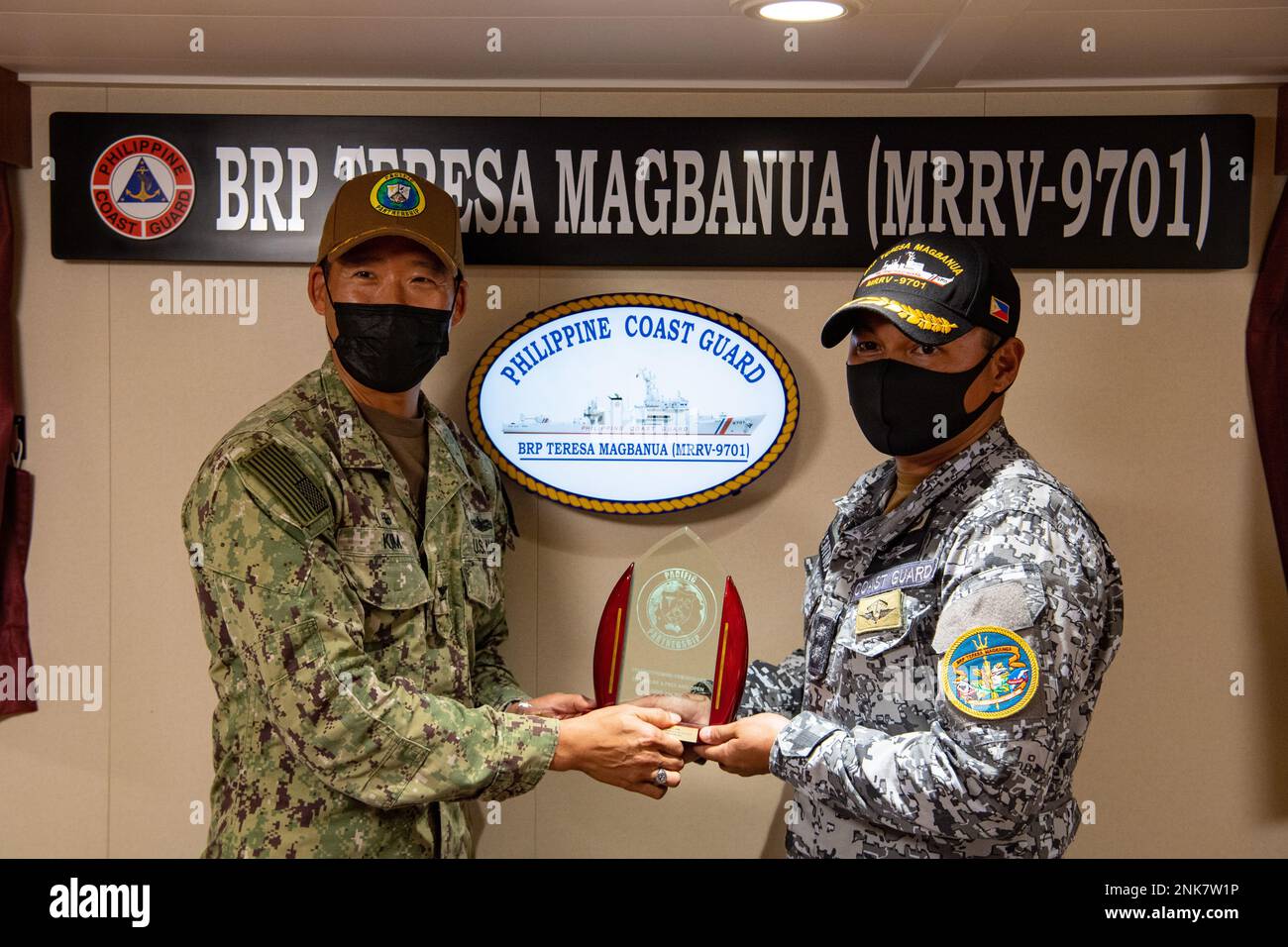 PUERTO PRINCESA, Philippines (Aug. 11, 2022) – Capt. Hank Kim, mission ...