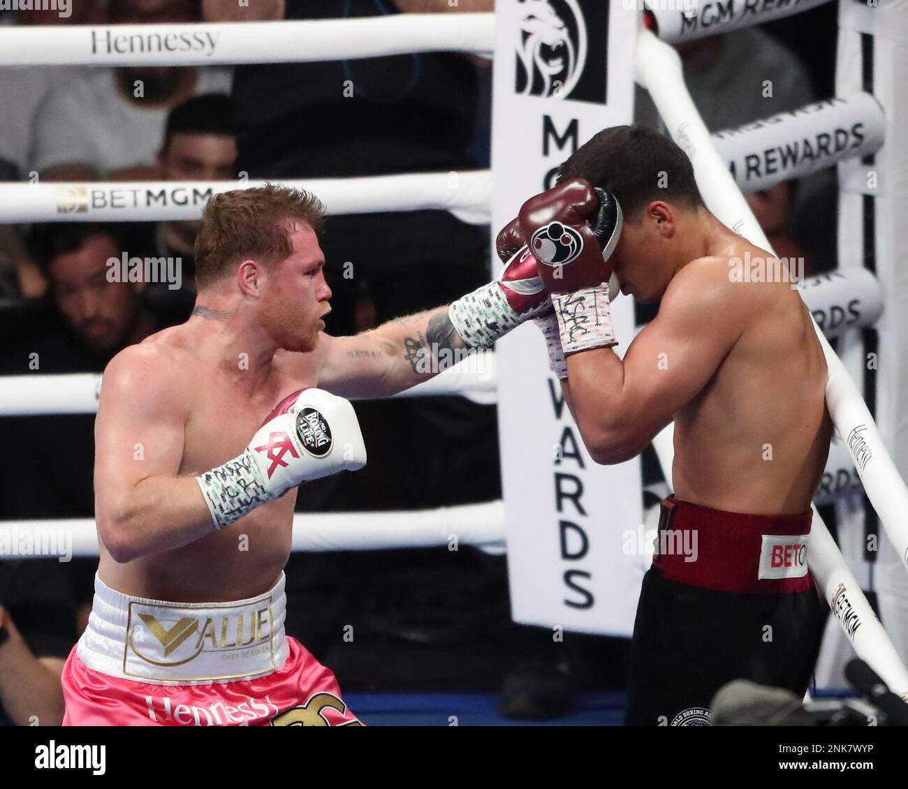 LAS VEGAS, NV - MAY 7: (L-R) Boxer Canelo Álvarez punches Dmitry Bivol ...