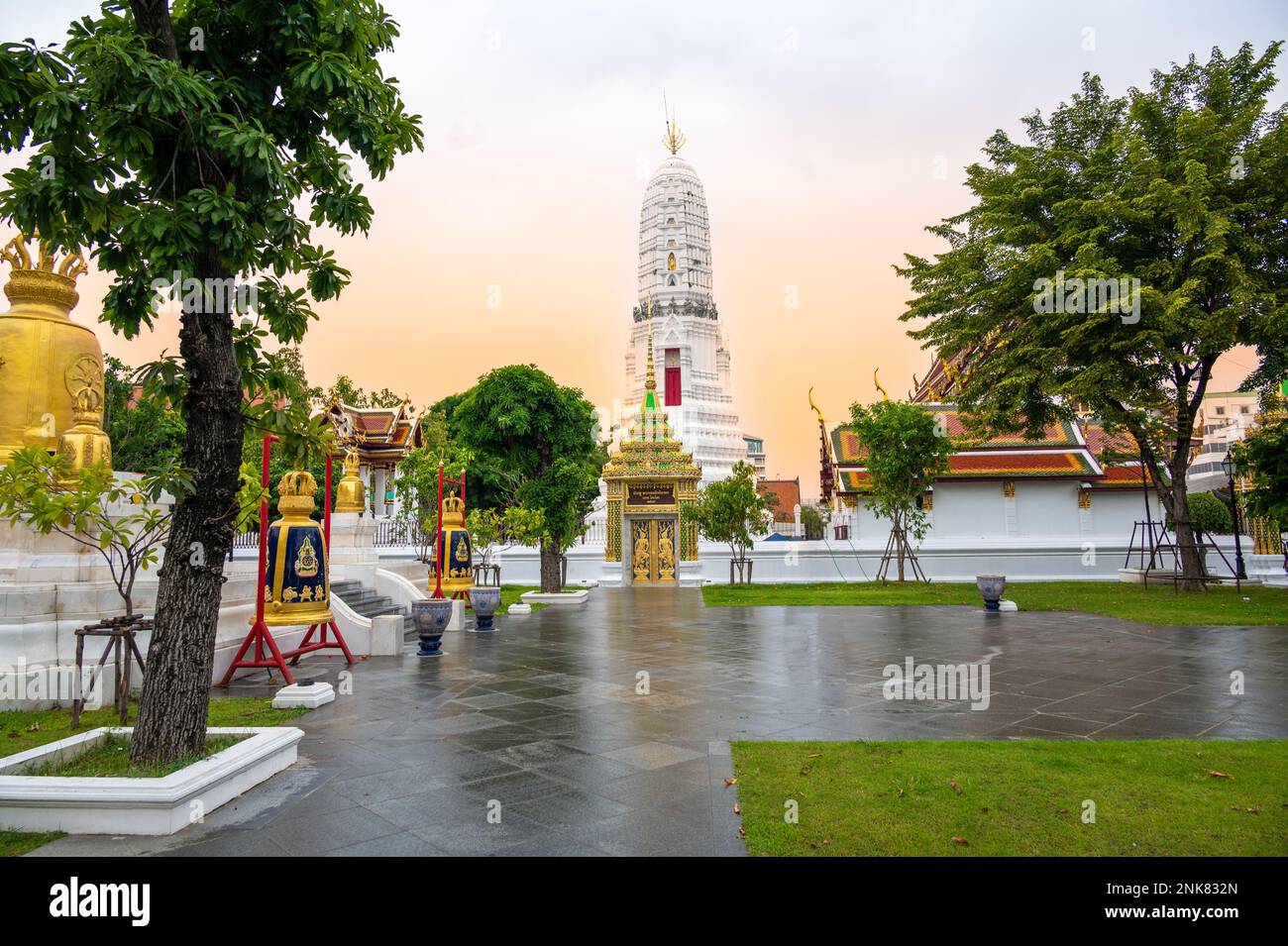 Wat Rakhang Kositaram buddhist temple at Bangkok, Thailand. White ...