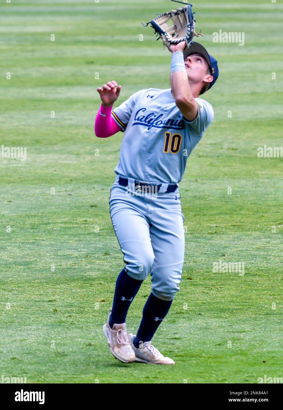 STANFORD, CA - MAY 08: California second baseman Hance Smith (10) gets ...