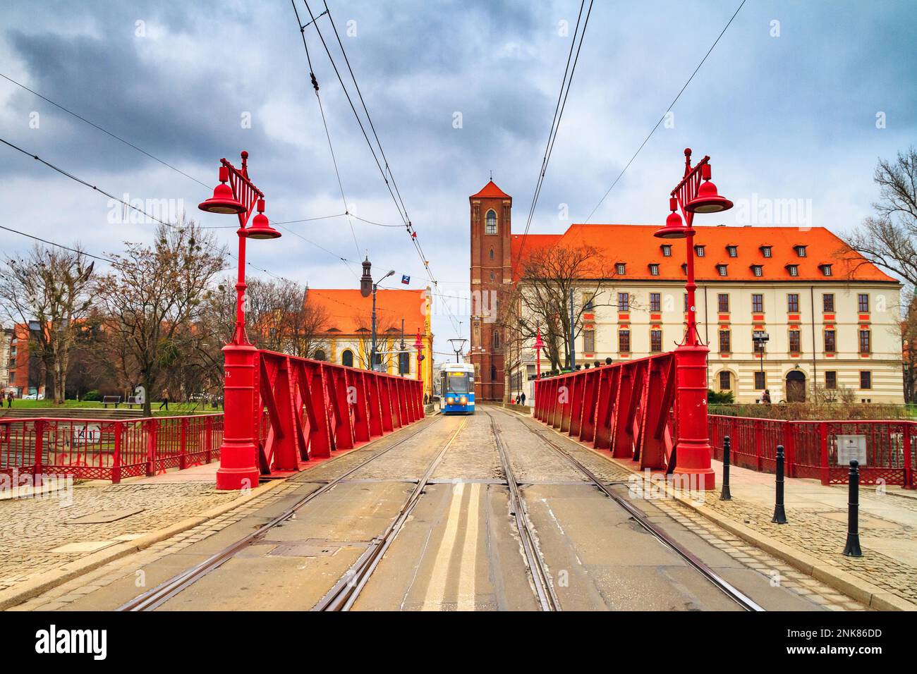 Evening urban landscape - view of The Most Piaskowy (Sand Bridge) over ...