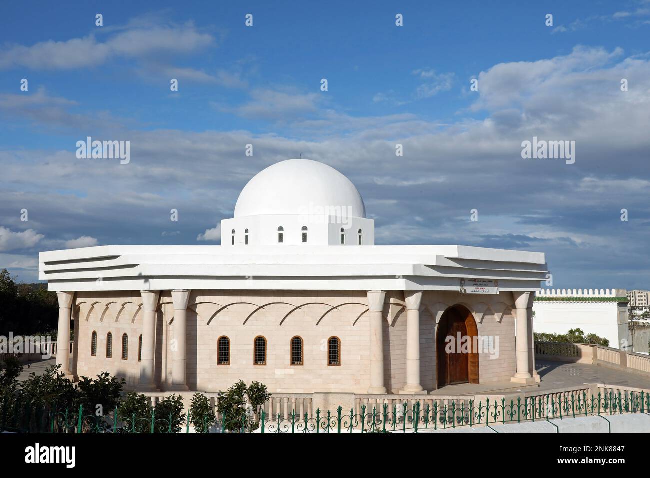 Farhat square hi-res stock photography and images - Alamy