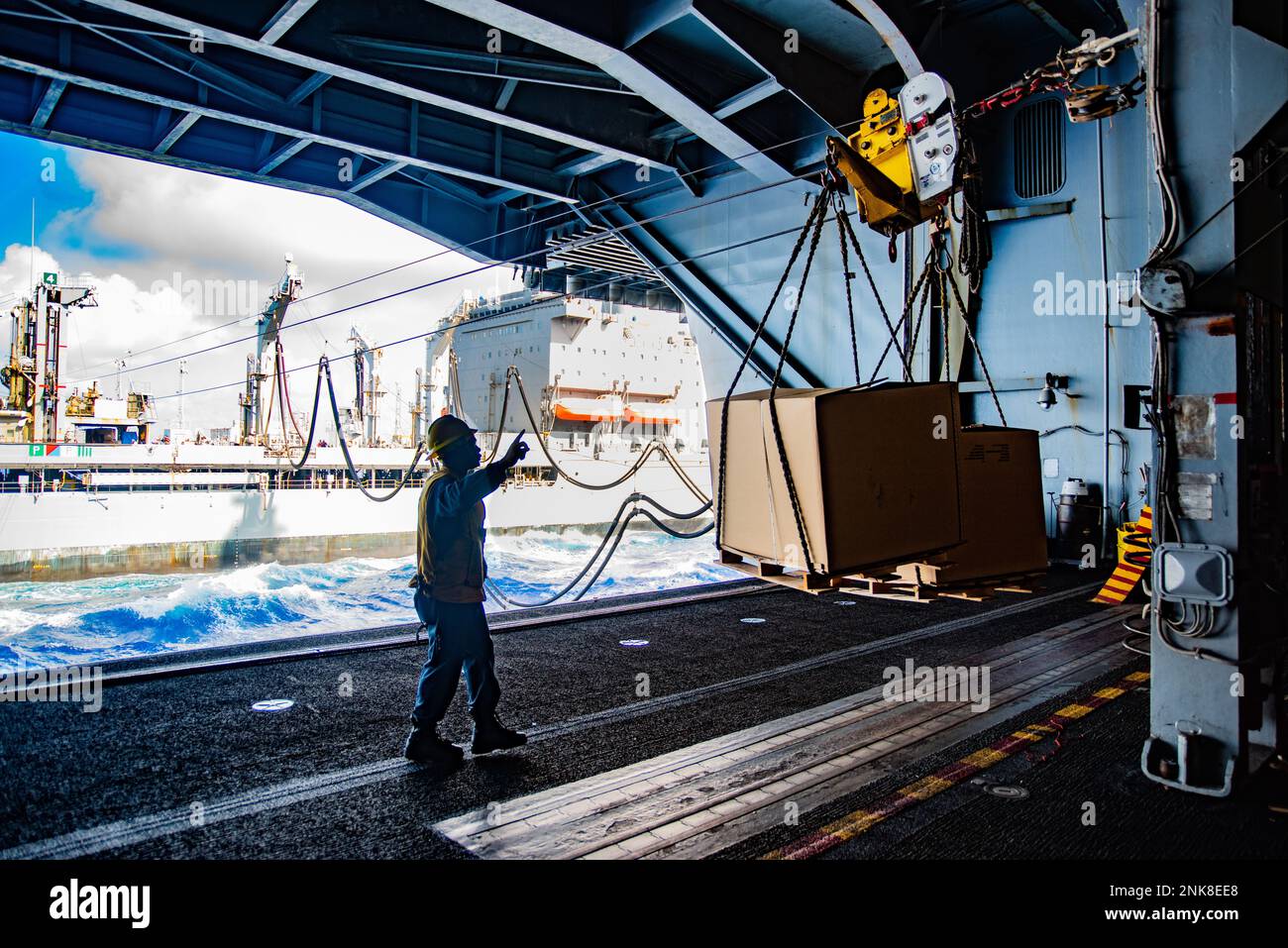 220812-N-BR419-1094 PHILIPPINE SEA (Aug. 12, 2022) Boatswain’s Mate 3rd ...