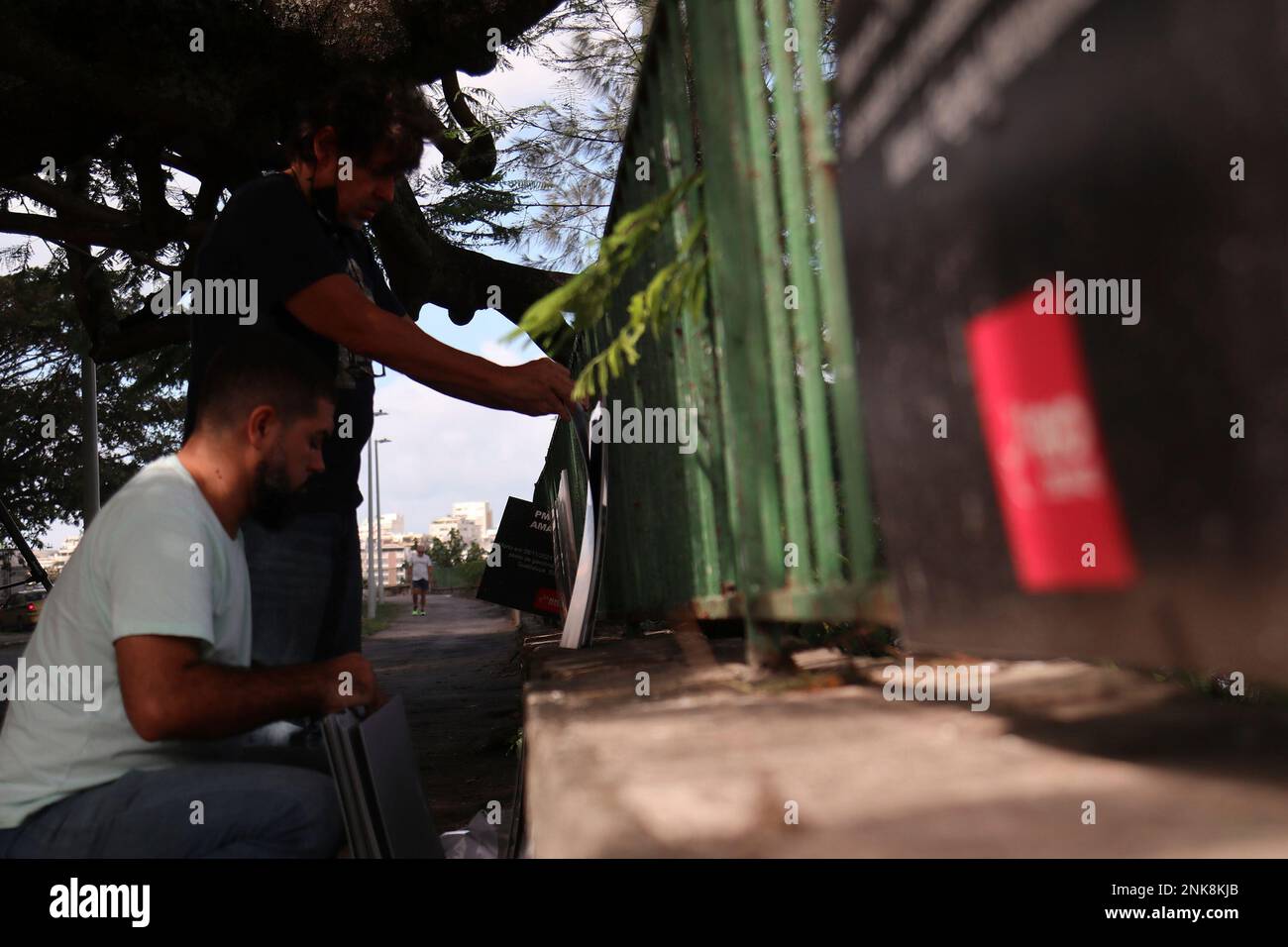 RJ - Rio de Janeiro - 05/06/2022 - RIO, NGO RIO DE PAZ - Members of the ...