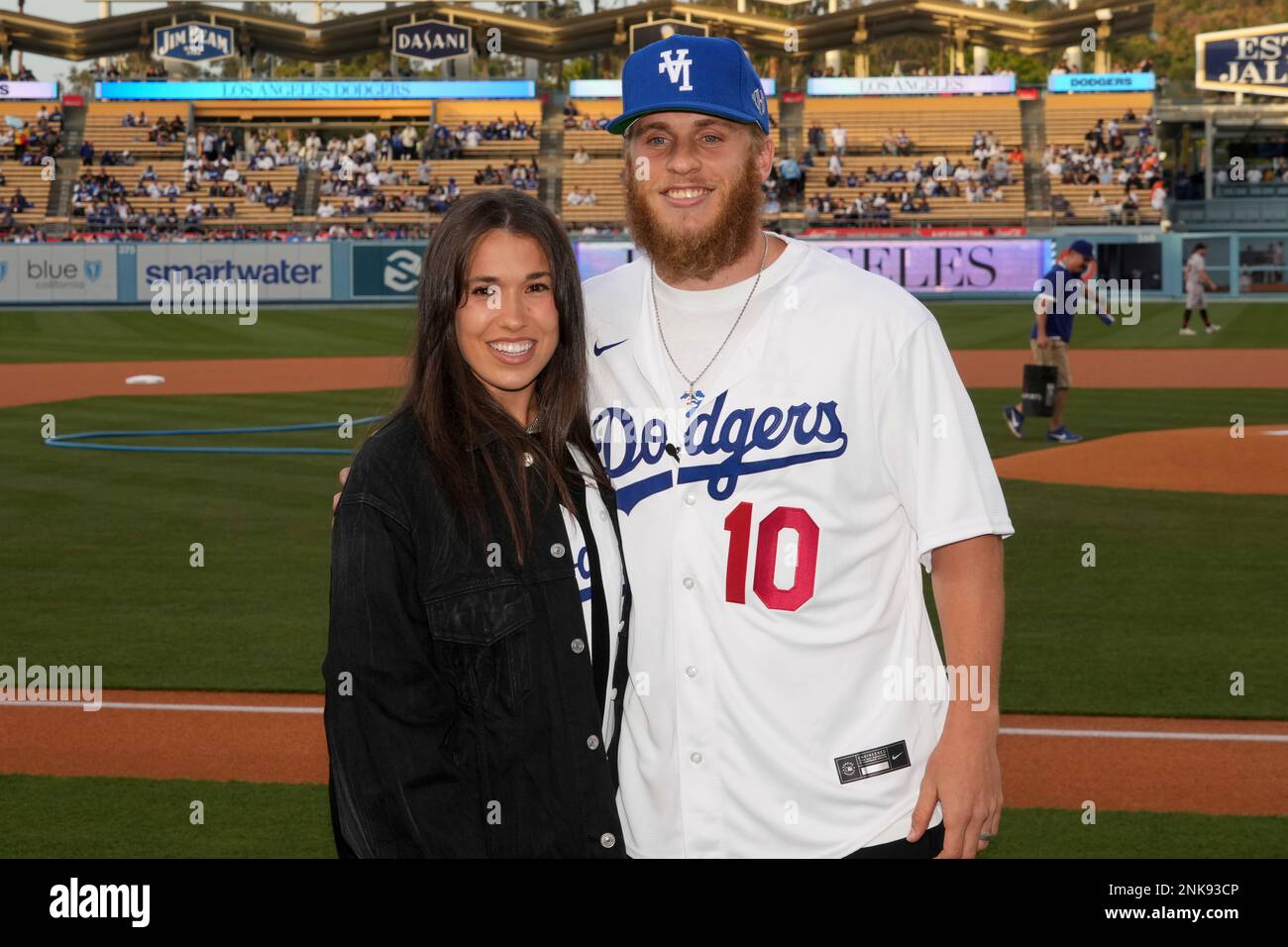 Los Angeles Dodgers receiver Cooper Kupp (10) poses with wife Anna Kupp ...