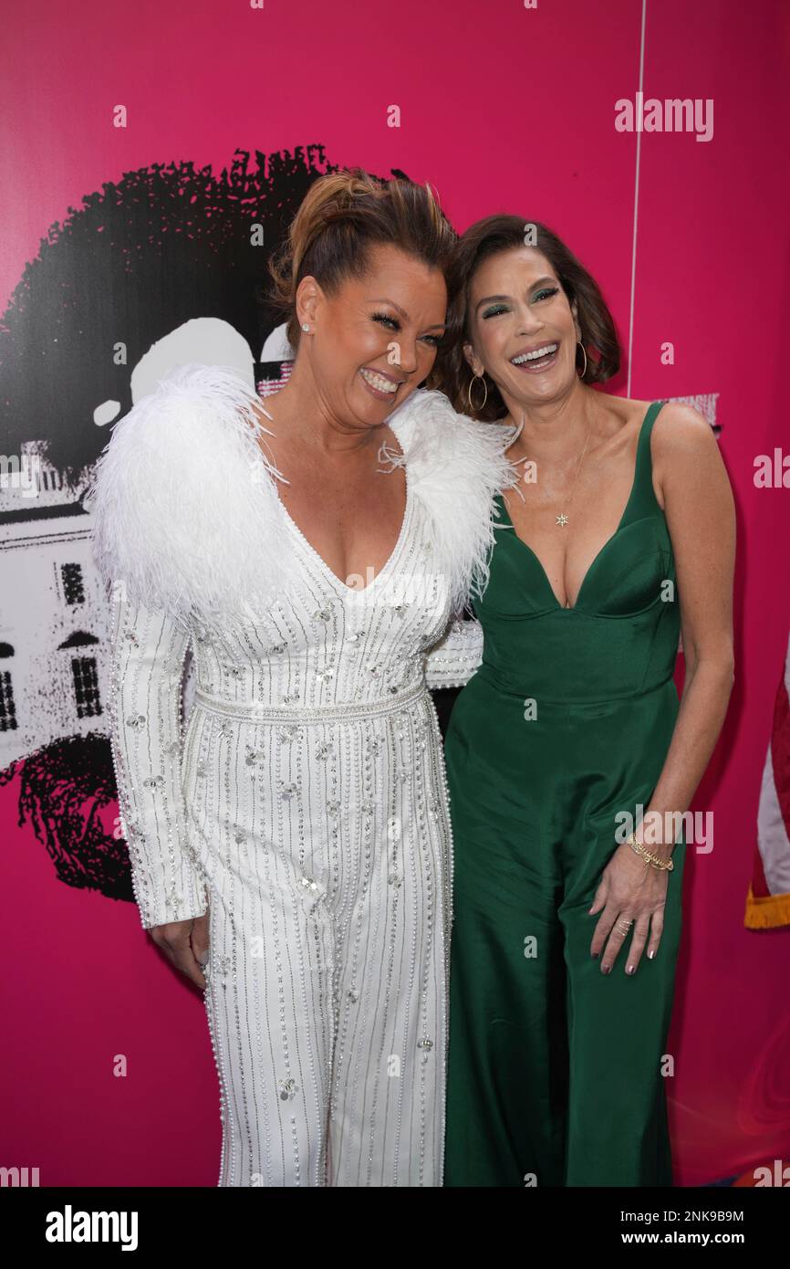 Photo by: John Nacion/STAR MAX/IPx 2002 5/1/22 Vanessa L. Williams and ...