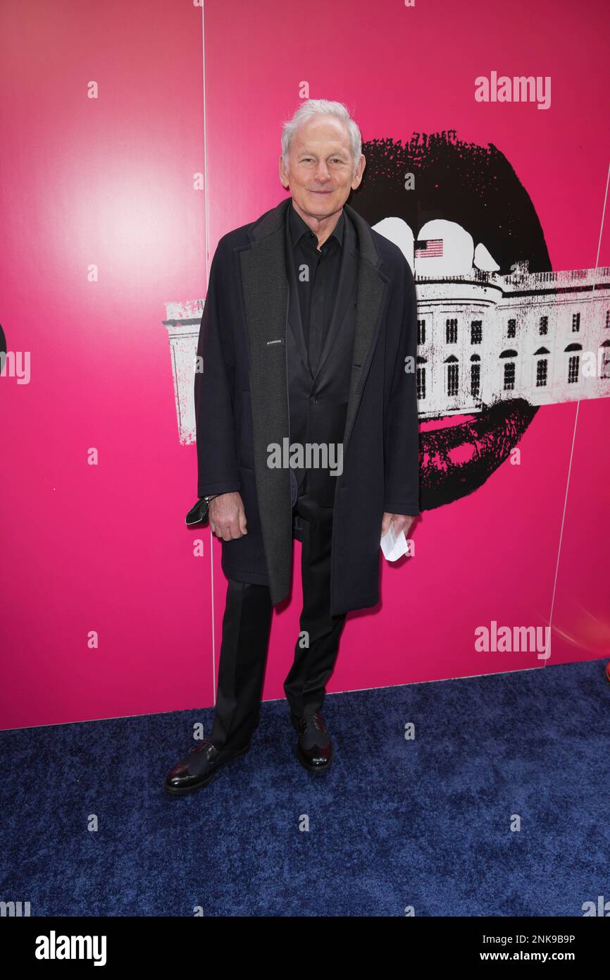 Photo by: John Nacion/STAR MAX/IPx 2002 5/1/22 Victor Garber at the ...