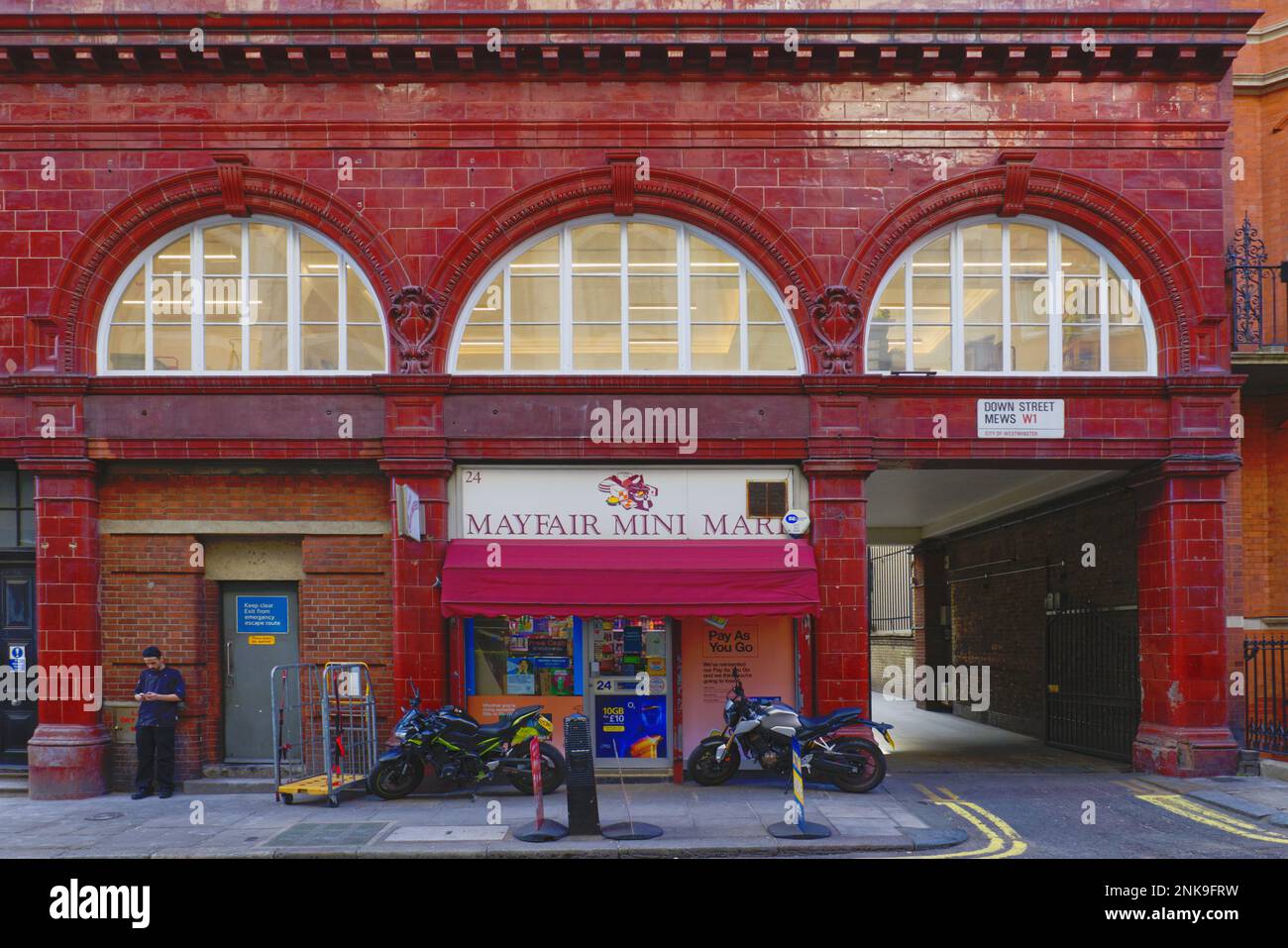 Down Street, Mayfair, London, England, UK - Former Underground Station ...