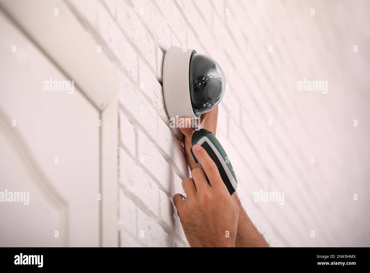 Security camera setup, cctv installation Stock Photo - Alamy