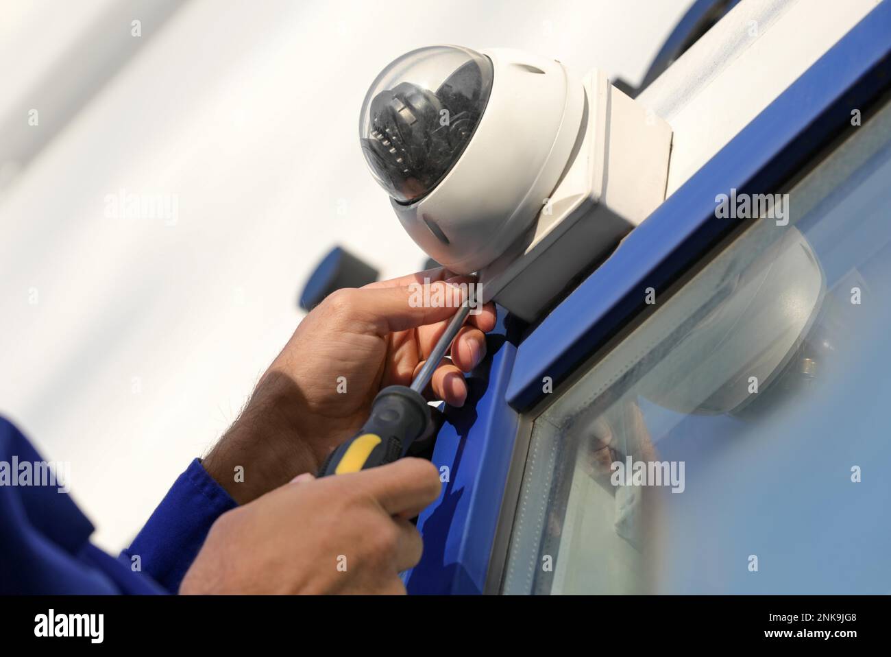 Security camera setup, cctv installation Stock Photo - Alamy
