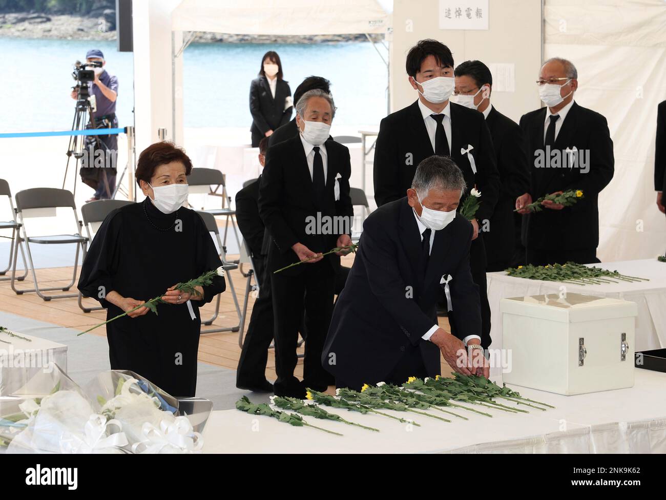 The spirit-consoling service for the victims of Minamata disease is ...