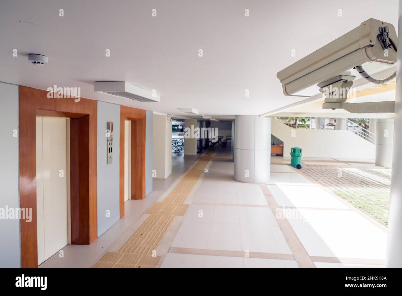 Security camera setup, cctv installation Stock Photo - Alamy