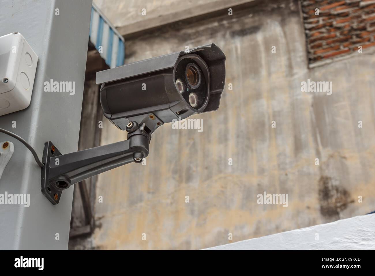 Security camera setup, cctv installation Stock Photo - Alamy