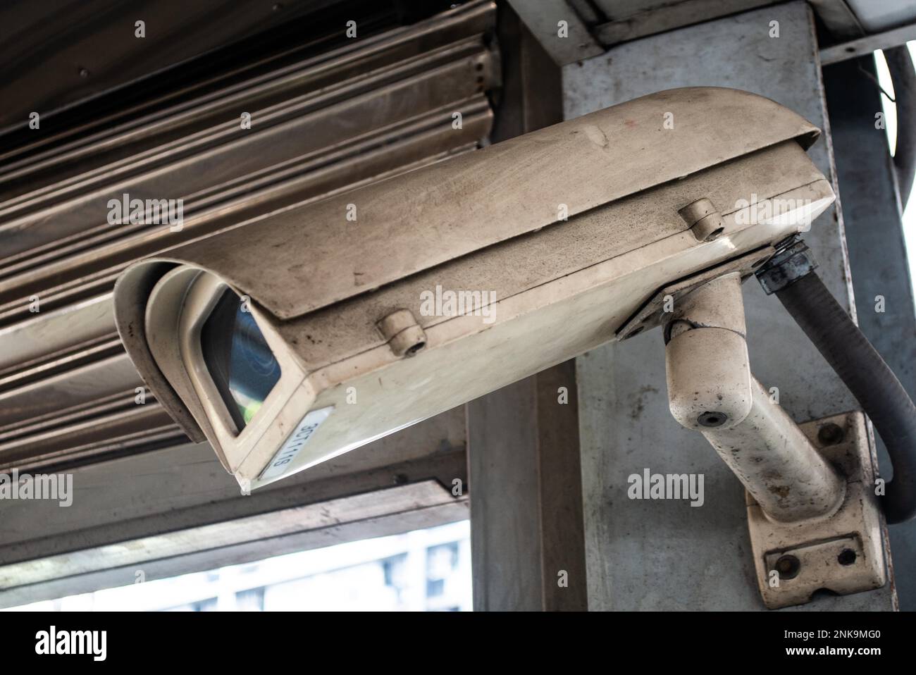 Security camera setup, cctv installation Stock Photo - Alamy