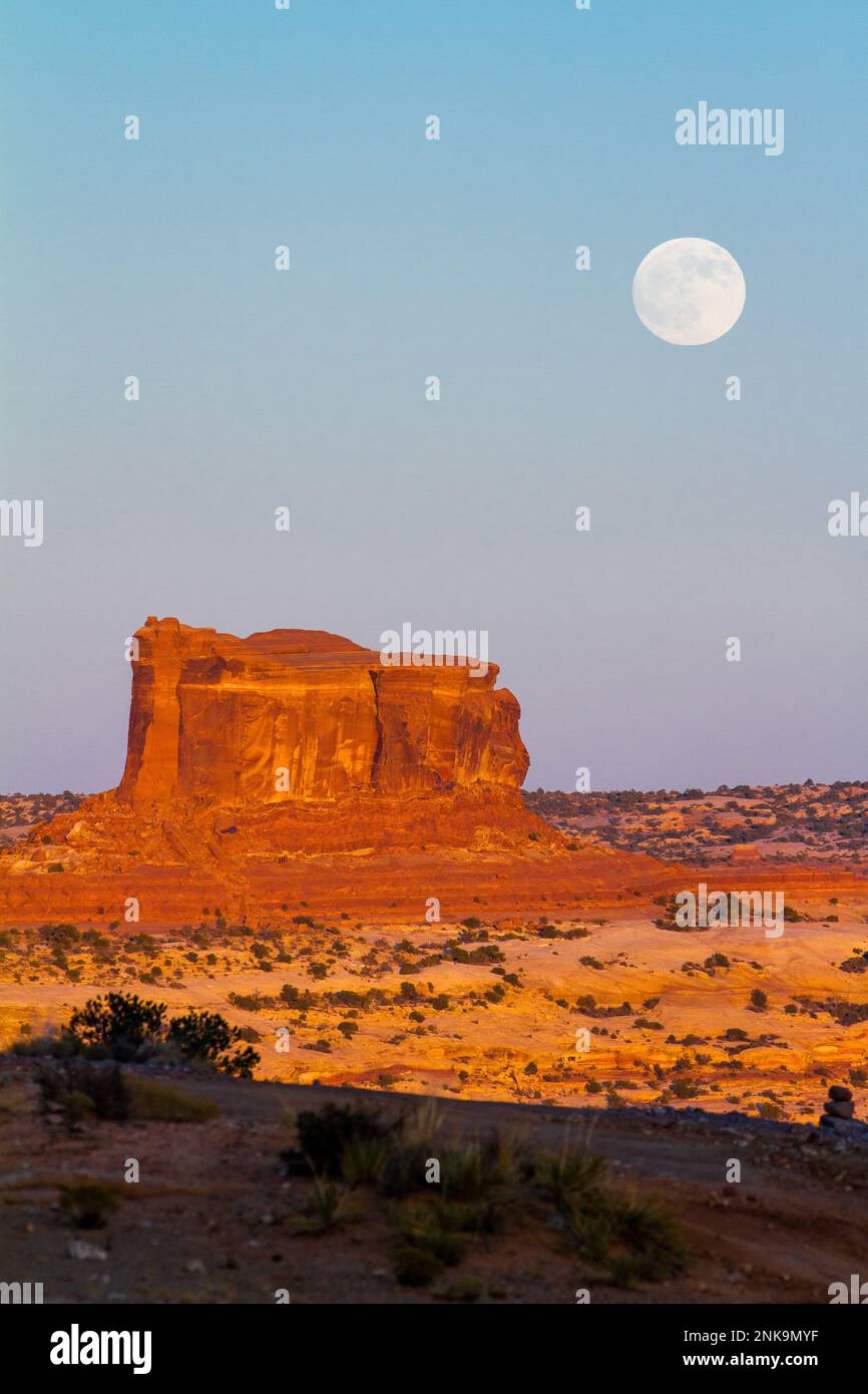 Rising moon over the Monitor Butte near Moab, Utah Stock Photo - Alamy