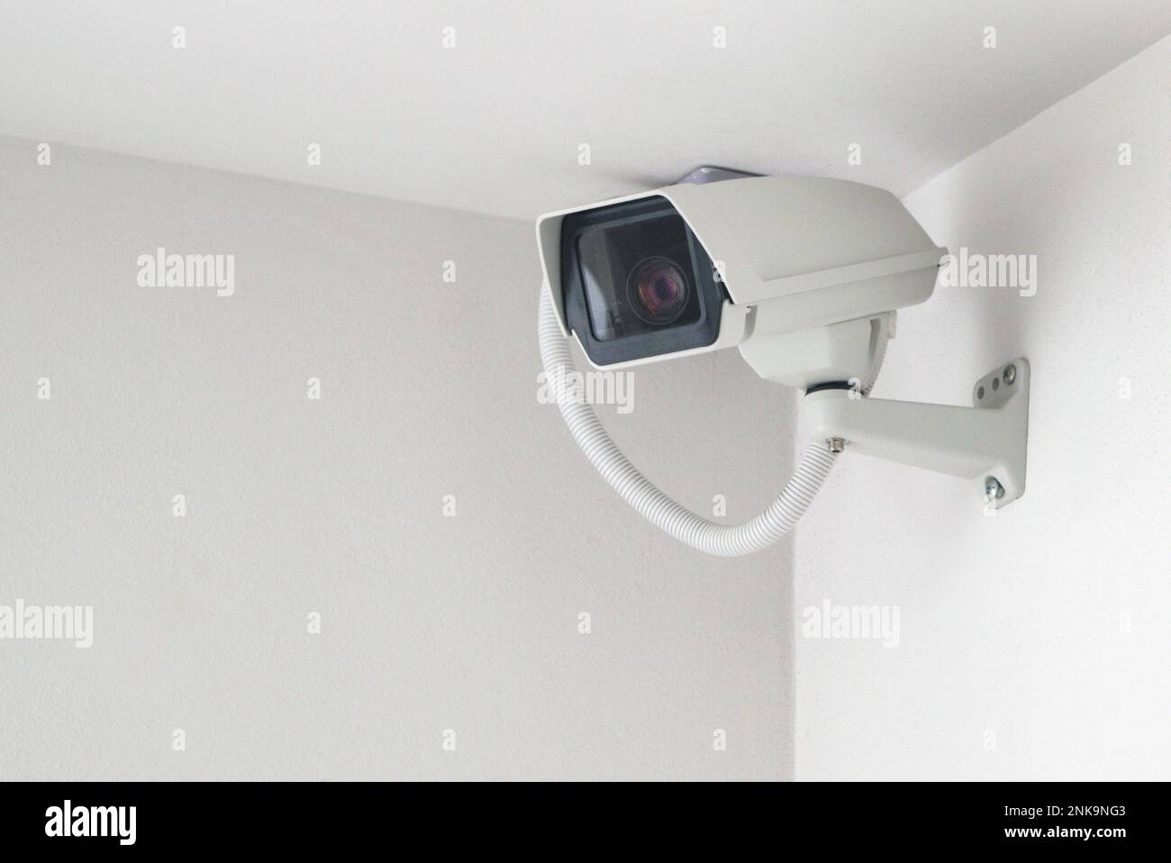 Security camera setup, cctv installation Stock Photo - Alamy