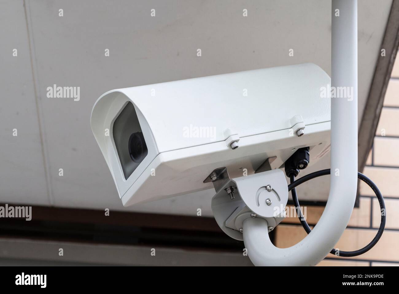 Security camera setup, cctv installation Stock Photo - Alamy
