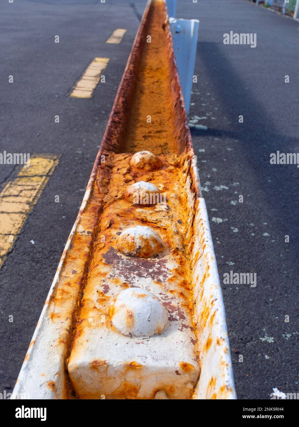 White rusty railing hi-res stock photography and images - Alamy