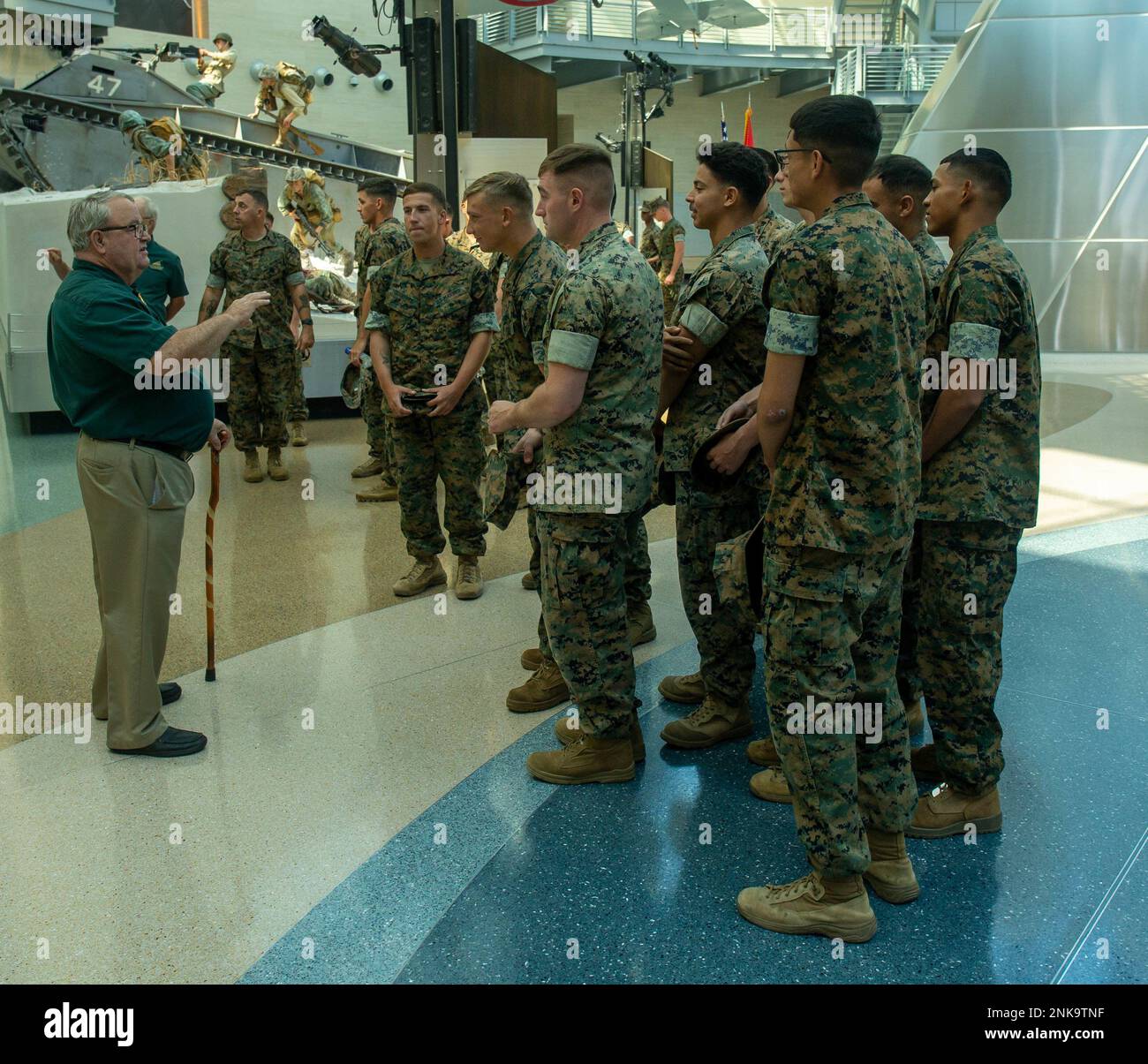 U.S. Marine Corps Commandant Squad Competition winners take a tour of ...