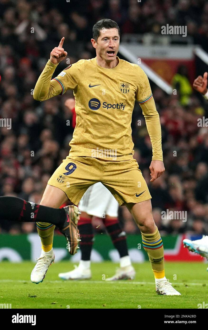 Barcelonas robert lewandowski second hi-res stock photography and ...