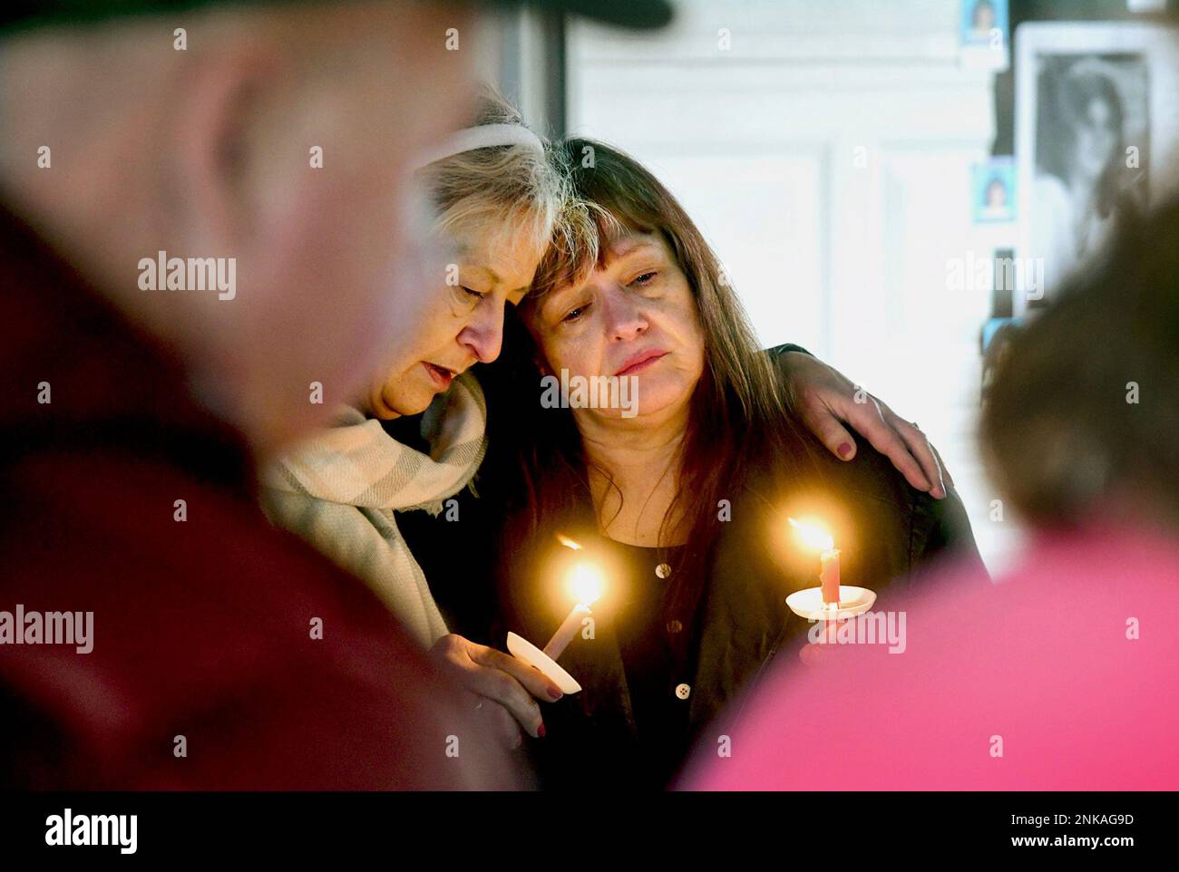 Sheree Poole, left, of Windber, Pa., comforts her aunt, Marcie Vitko ...