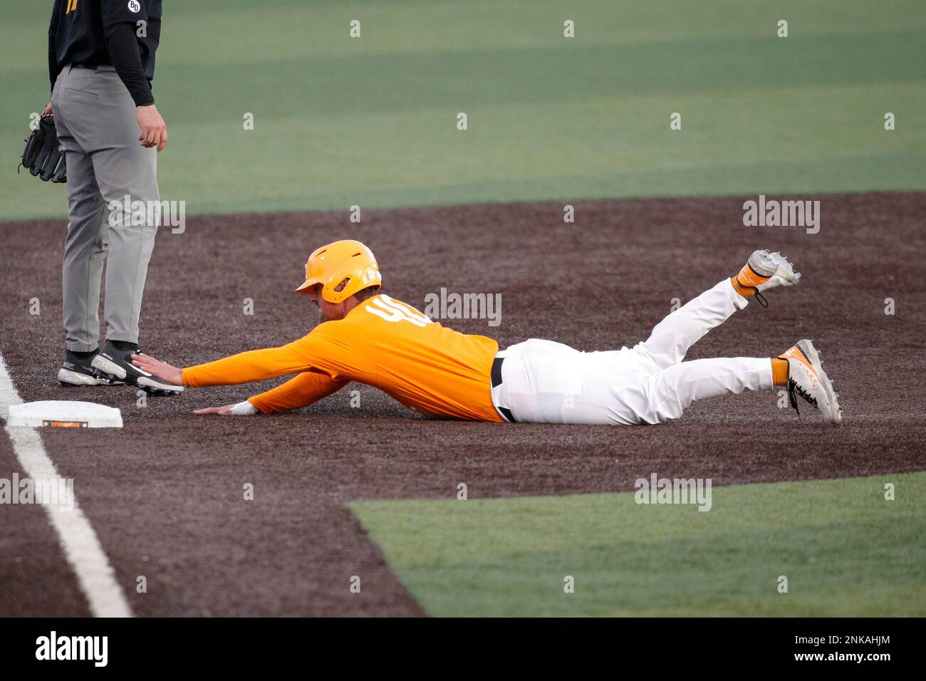 Tennessee Volunteers first baseman Luc Lipcius (40) slides into third ...