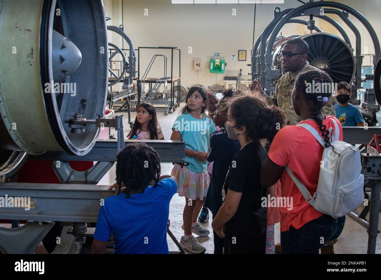 Tech. Sgt. Jimmy Moten, 372nd Training Squadron, Detachment 15 engines ...