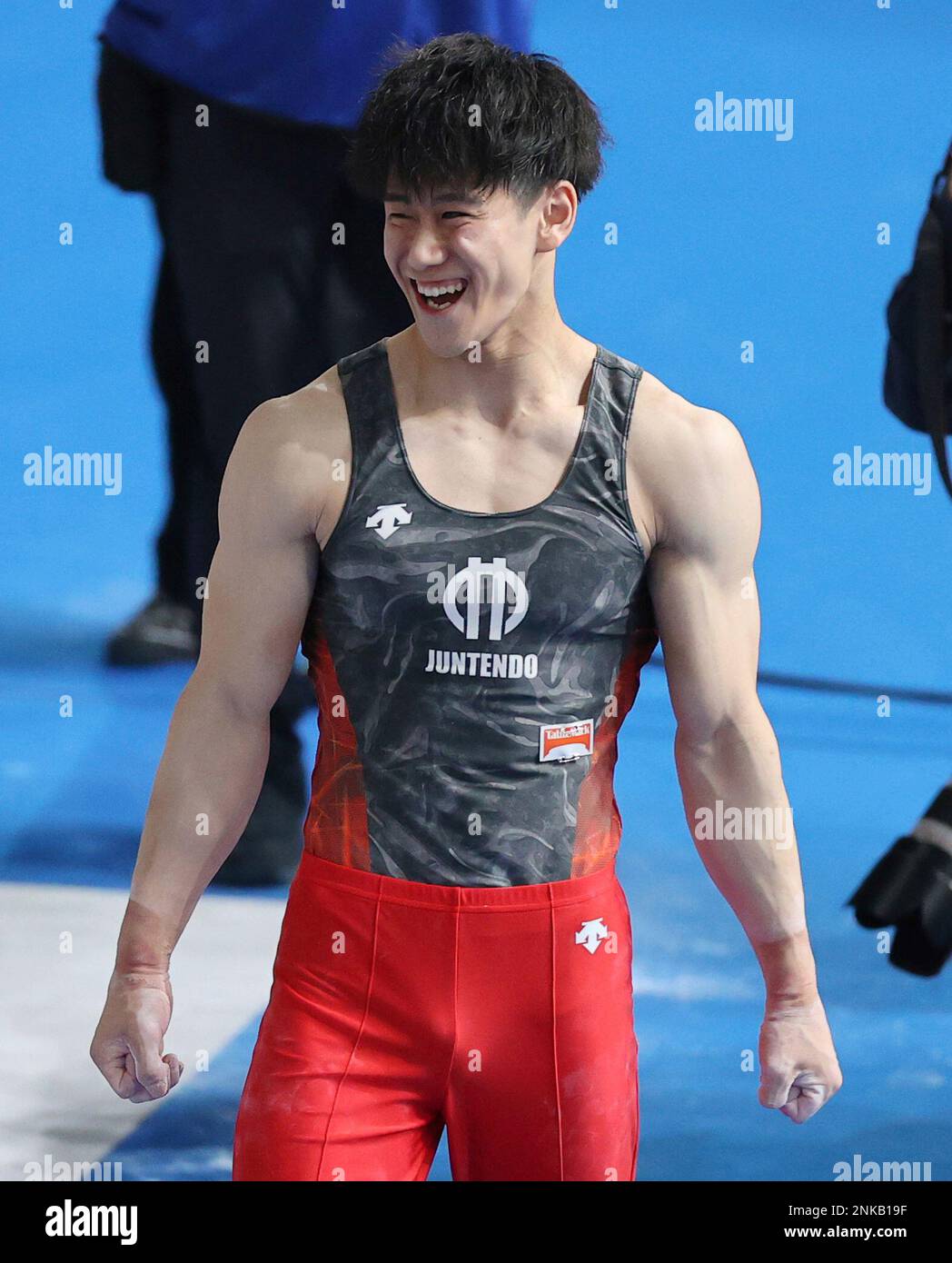 Japanese Daiki Hashimoto reacts after performing horizontal bar at the ...